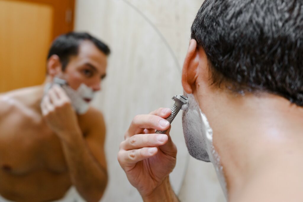 Are Safety Razor Better For Your Skin?